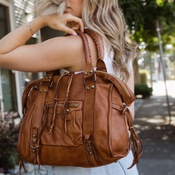 LUSHER | Bags | Vintage Italian Leather Hobo Bag Nwt | Poshmark